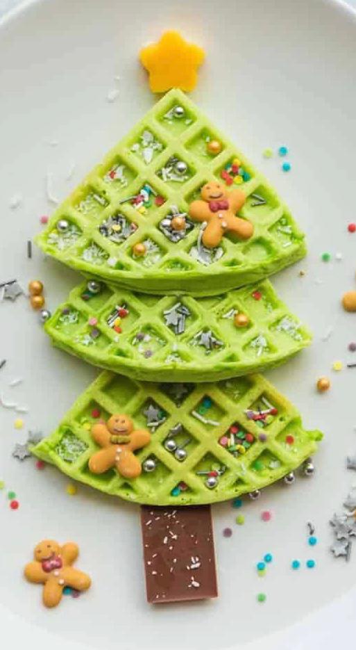 Christmas tree waffle decorating - Visiting Canvey Island